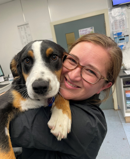 Hannah Braithwaite, Head Vet Nurse - - Franklin Vets